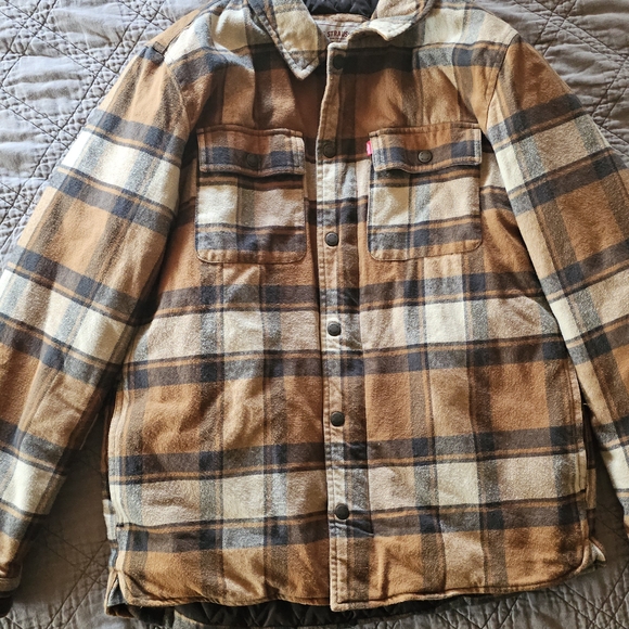 Levi's | Jackets & Coats | Levis Quilted Flannel Sherpa Shacket Shirt ...